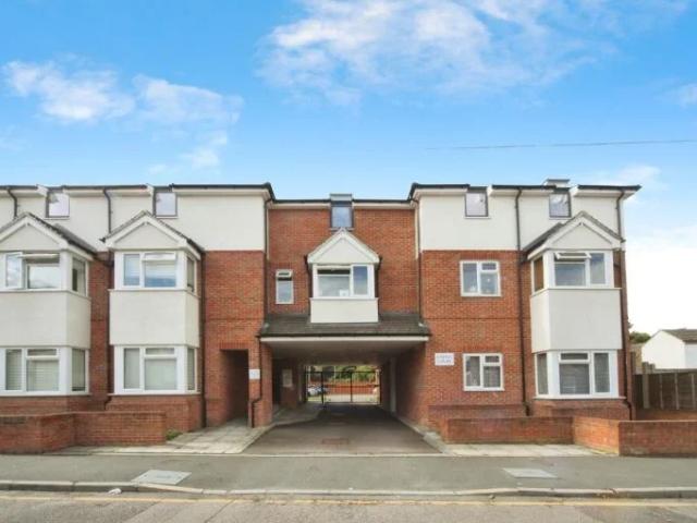 Apartment at Empress Road, Luton