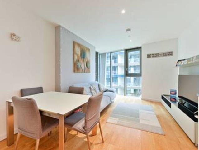 Apartment at Enterprise Way, Greater London