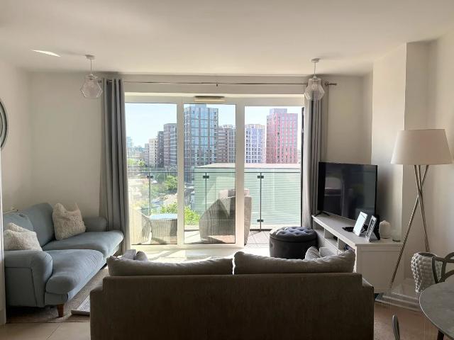 Apartment at Enterprise Way, Greater London