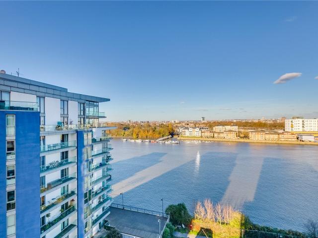 Apartment at Enterprise Way, Greater London