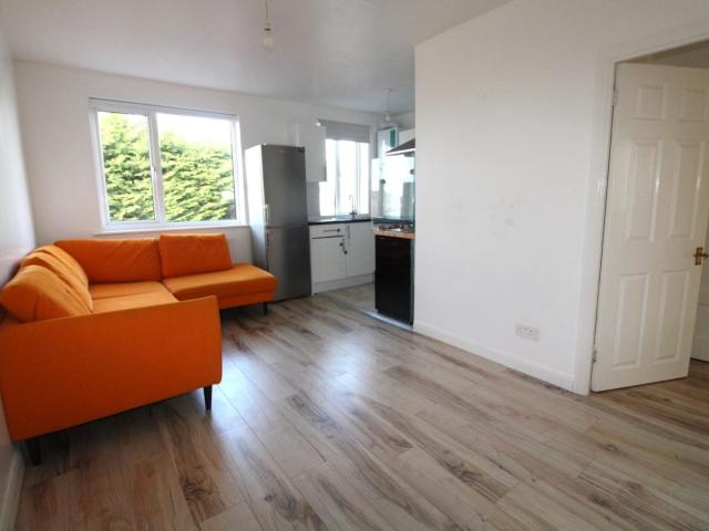 Apartment at Endeavour Road, Broxbourne