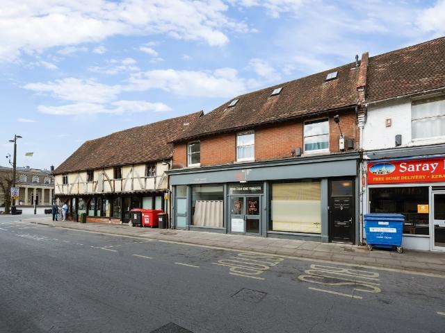 Apartment at Endless Street, Salisbury