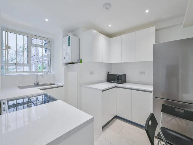 Apartment at Endsleigh Street, Greater London