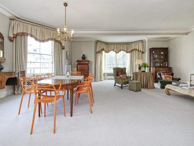 Apartment at Ennismore Gardens, City of Westminster