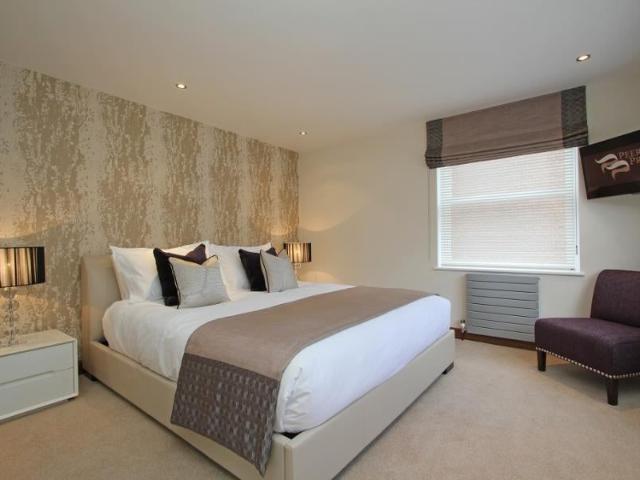 Apartment at Ennismore Gardens, City of Westminster