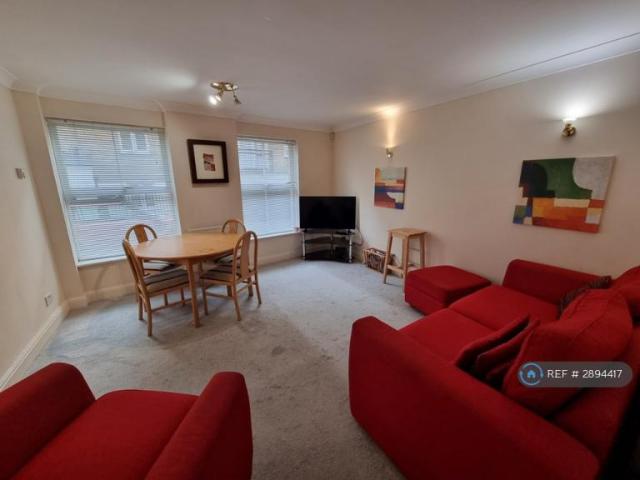 Apartment at Ensign Street, Greater London
