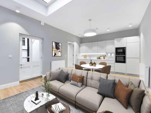 Apartment at Ensor Mews, Greater London