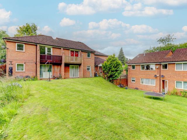 Apartment at Eaton Avenue, High Wycombe
