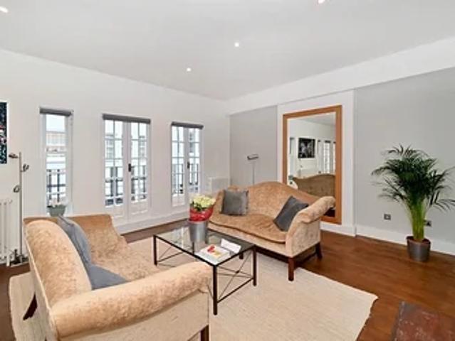 Apartment at Eaton Mews North, City of Westminster