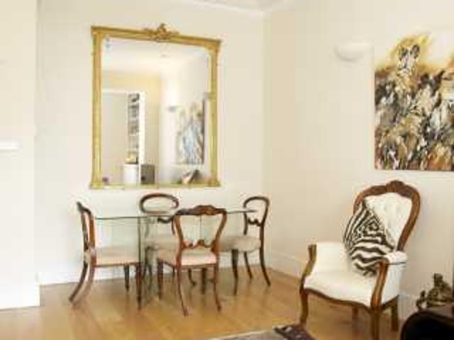 Apartment at Eaton Place, City of Westminster