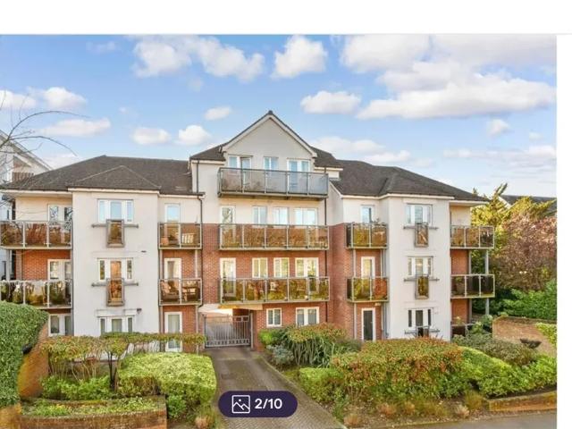 Apartment at Eaton Road, Greater London