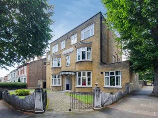Apartment at Eaton Rise, Greater London