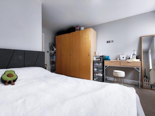 Apartment at Eaton Rise, Greater London