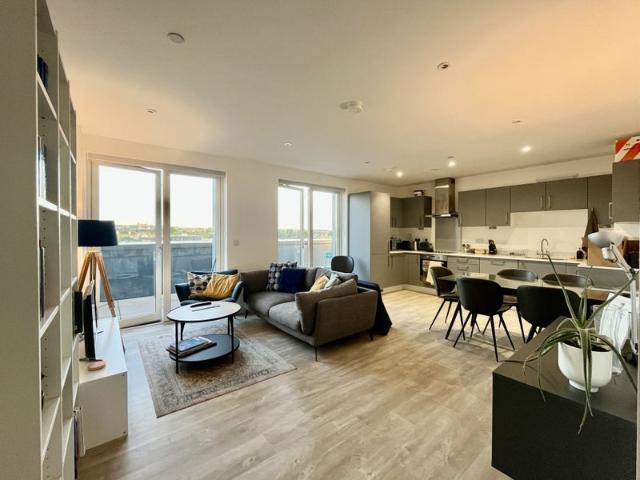 Apartment at Eaton Walk, Greater London