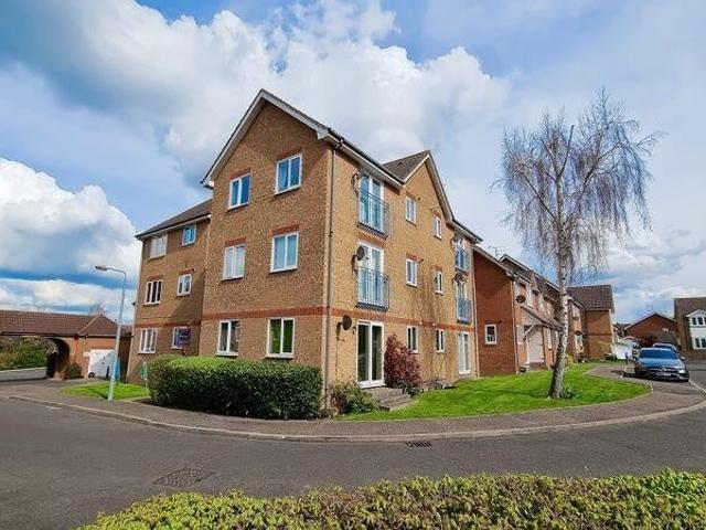Apartment at Eagle Close, Epping Forest