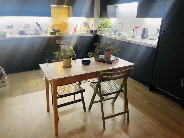 Apartment at Earlham Grove, Greater London
