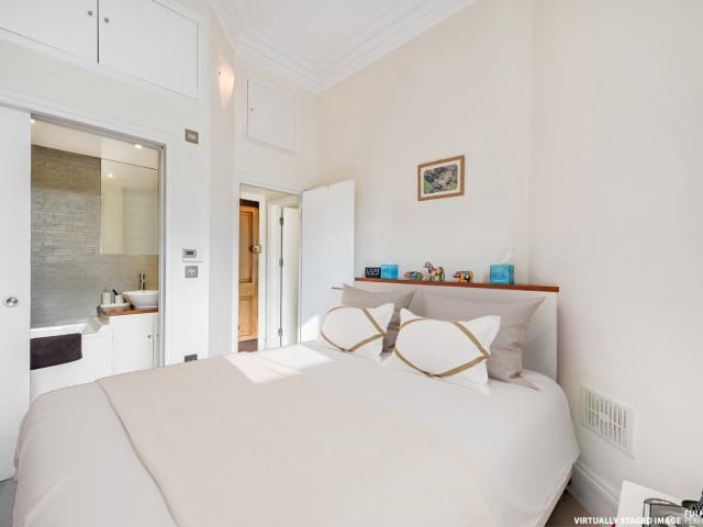 Apartment at Earl's Court Square, Greater London