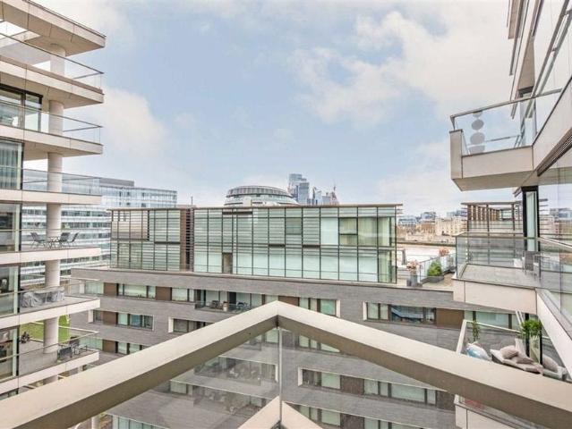 Apartment at Earls Way, Greater London