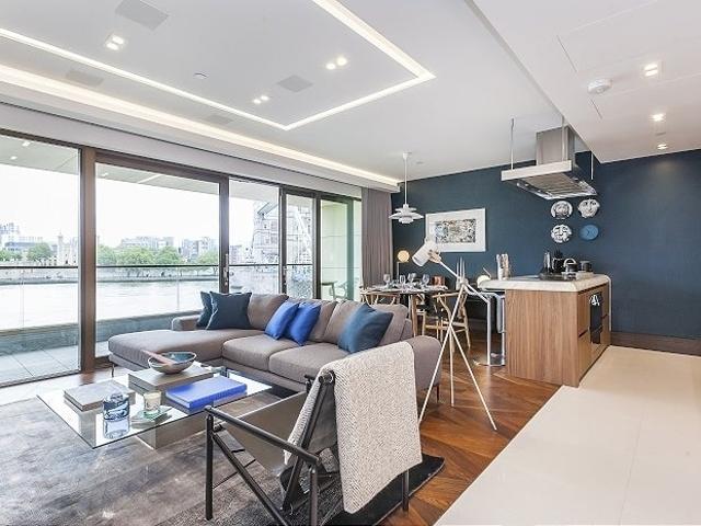 Apartment at Earls Way, Greater London