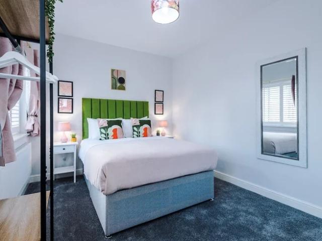 Apartment at Earlsdon Avenue North, Coventry