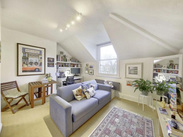 Apartment at Earlsfield Road, Greater London