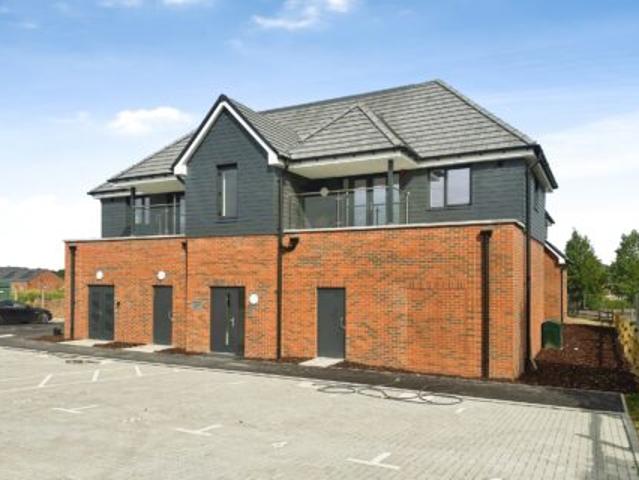 Apartment at East Anton Farm Road, Test Valley
