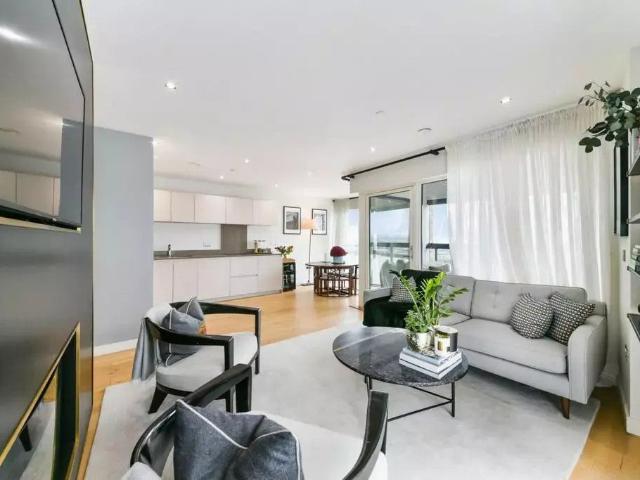 Apartment at East Ferry Road, Greater London