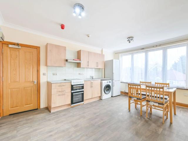 Apartment at East Lane, Greater London