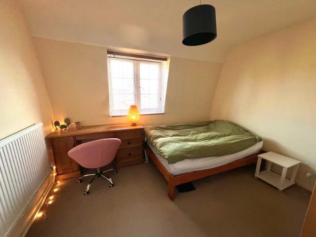 Apartment at East Lane, Greater London