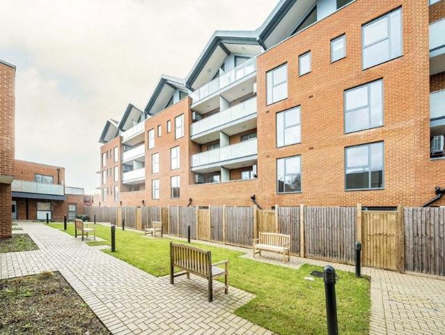Apartment at East Road, Greater London
