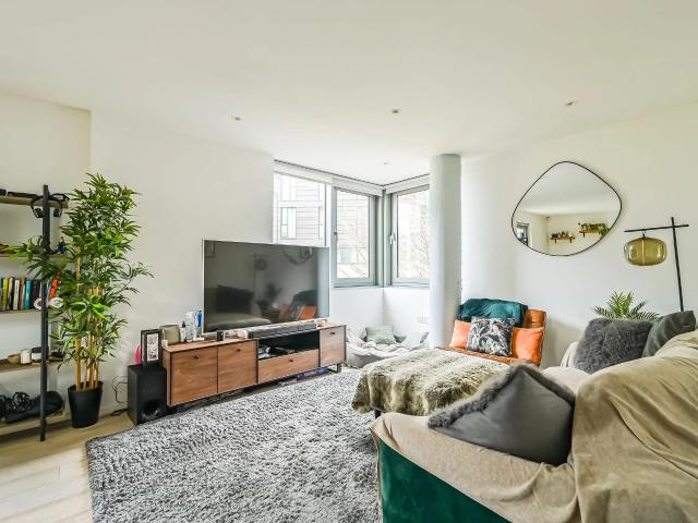 Apartment at East Road, Greater London