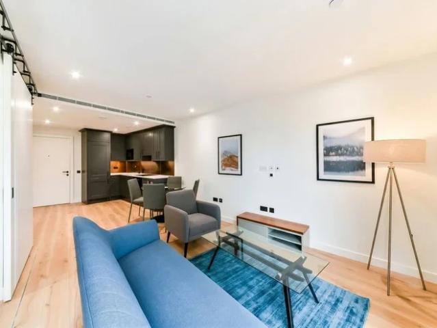 Apartment at East Smithfield, Greater London