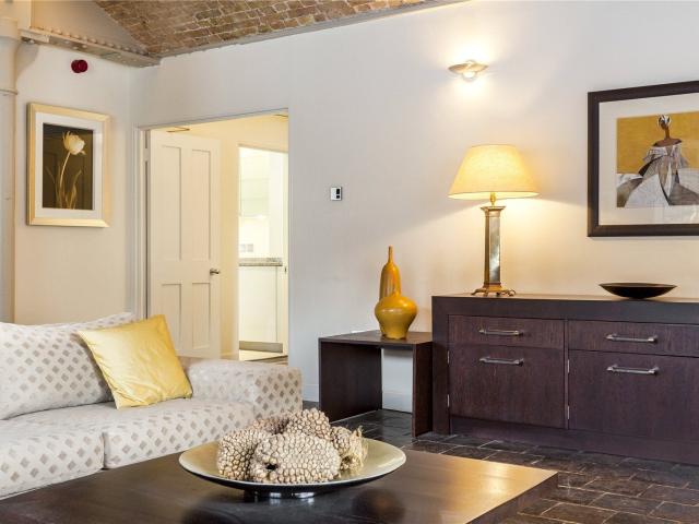 Apartment at East Smithfield, Greater London