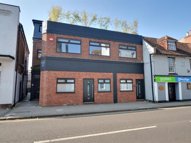 Apartment at East Street, Havant