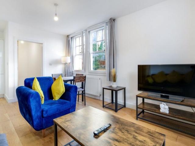 Apartment at Easton Street, High Wycombe