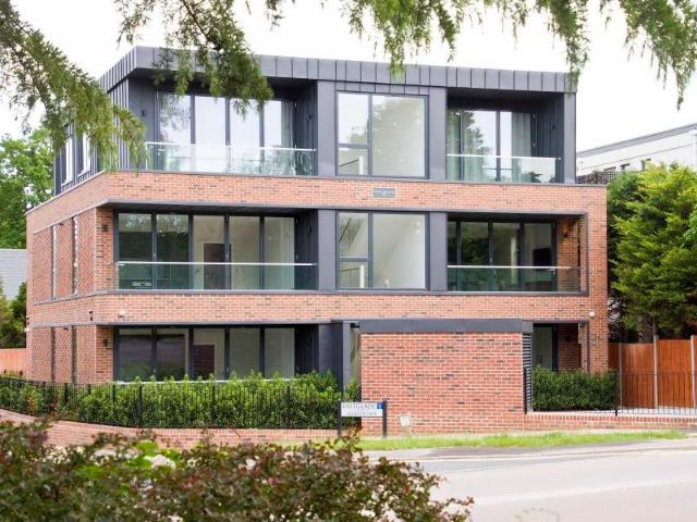 Apartment at Eastbury Avenue, Three Rivers