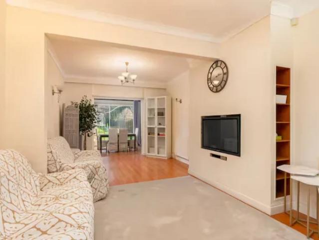 Apartment at Eastbury Road, Watford