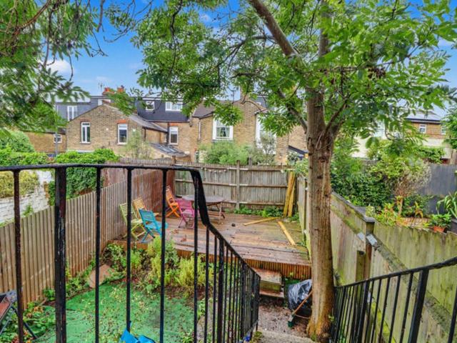 Apartment at Eastcombe Avenue, Greater London
