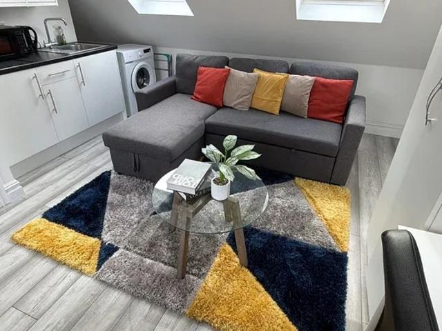 Apartment at Eastcote Lane, Greater London