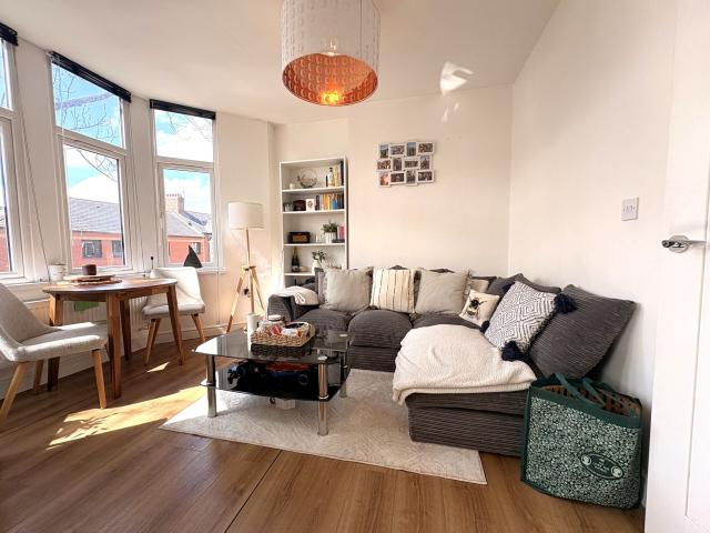 Apartment at Eastern Avenue, Cardiff