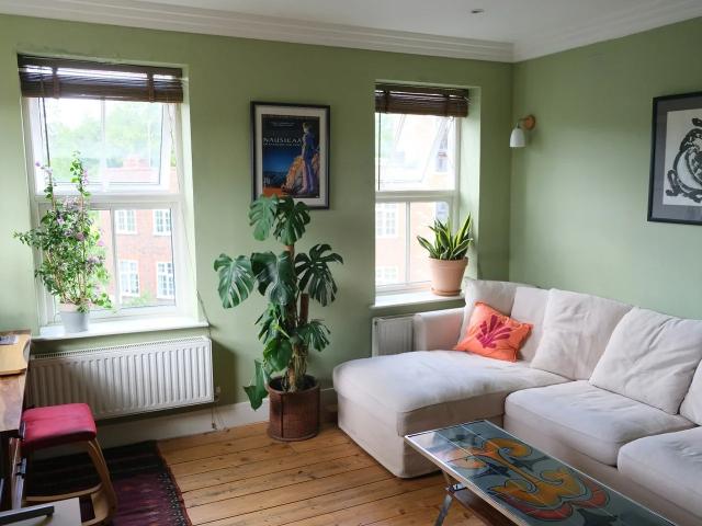 Apartment at Eastway, Greater London