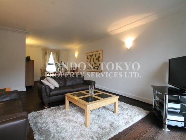 Apartment at Ebury Bridge Road, City of Westminster