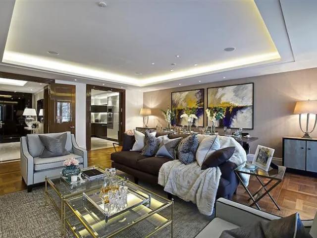 Apartment at Ebury Street, City of Westminster
