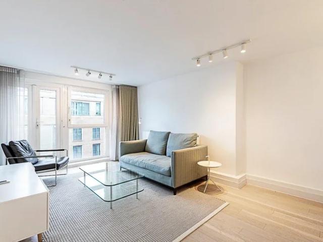 Apartment at Ebury Street, City of Westminster