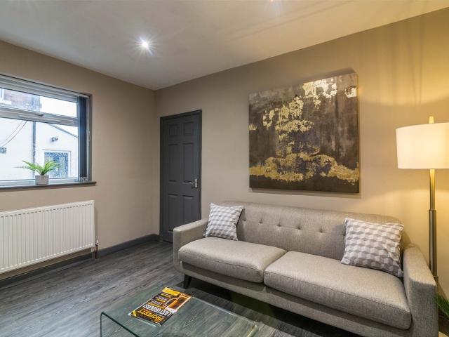 Apartment at Ebury Road, Nottingham