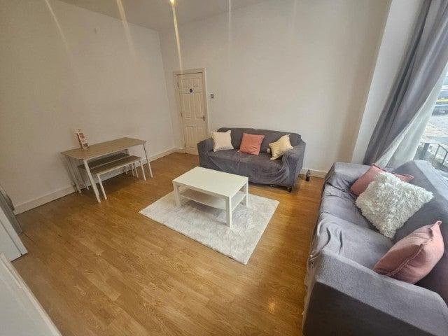 Apartment at Ebberston Terrace, Leeds