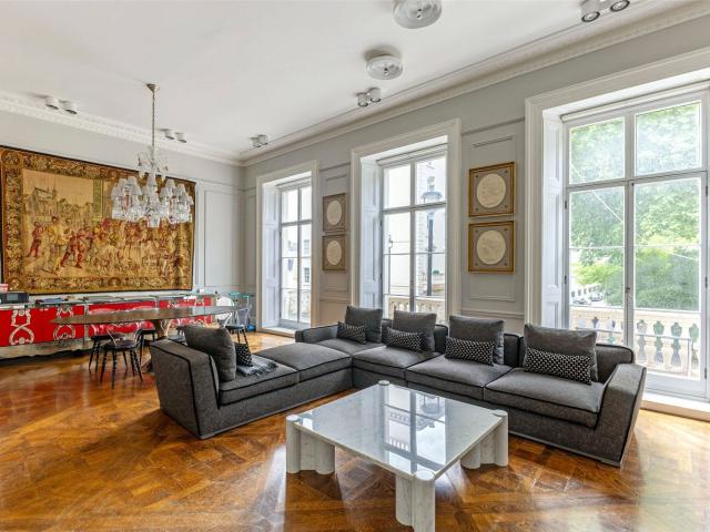 Apartment at Eccleston Square, City of Westminster