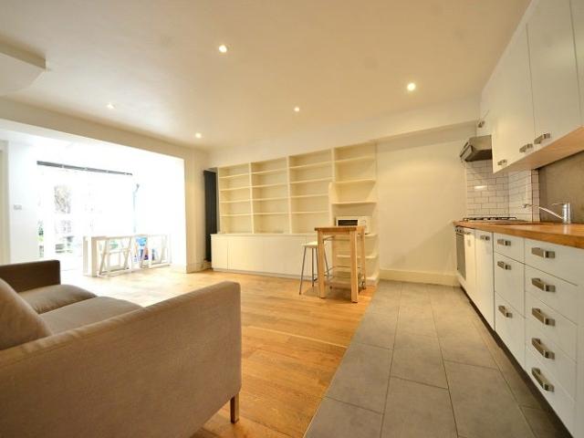 Apartment at Edward Square, Greater London