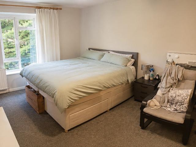 Apartment at Edgeworth Close, Greater London