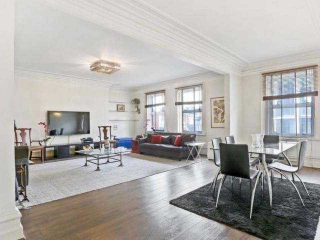 Apartment at Edgware Road, City of Westminster